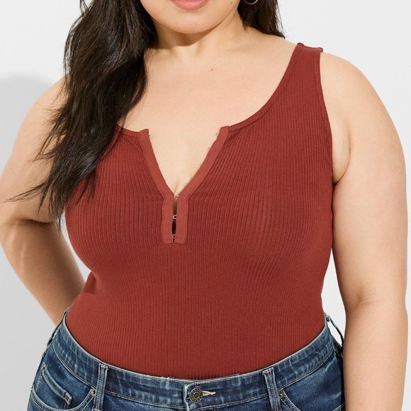 torrid | Tops | Nwt Torrid Tank Ribbed Hook Eye Front Scoop Neck Cami ...